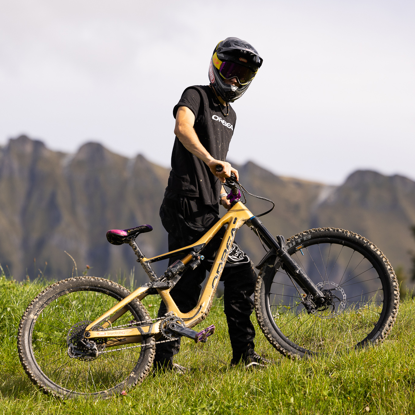 Tom Feuz - Amsler & Co - Bikes & Parts